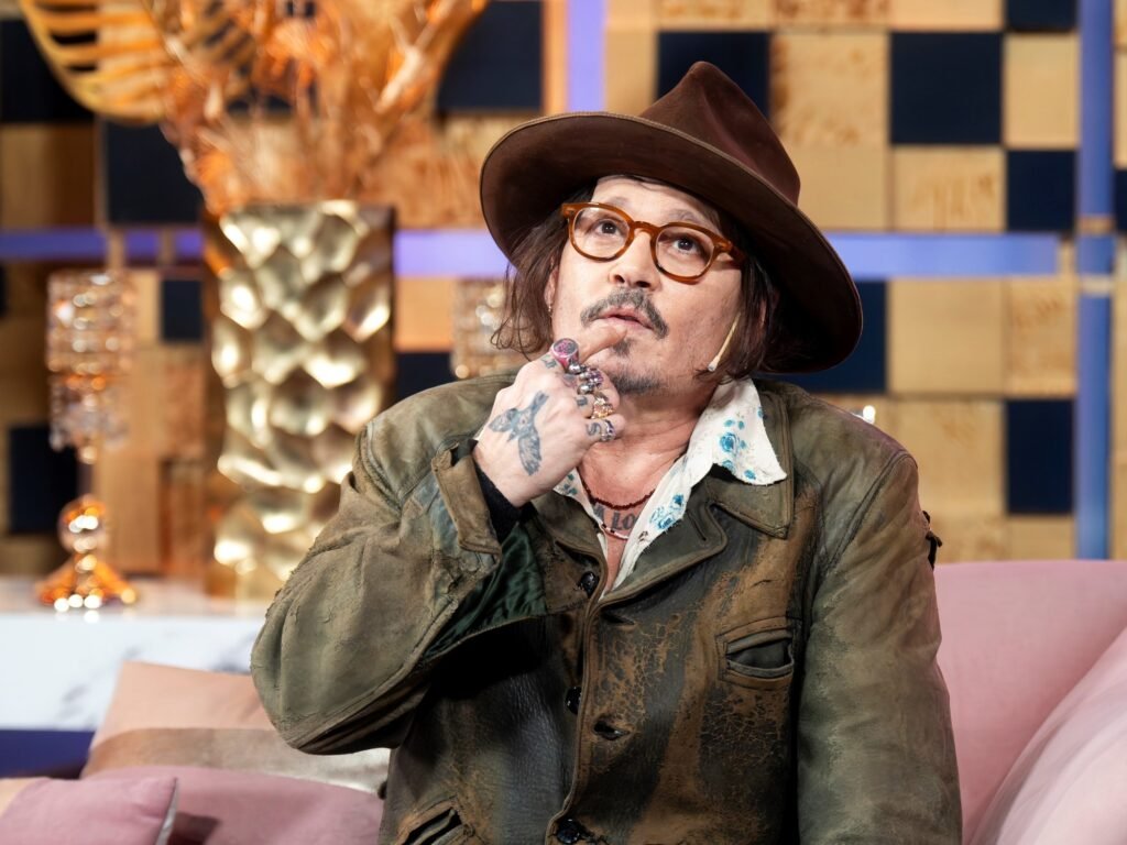Furor por la visita de Johnny Depp: Fans, famosos y su entrevista junto ...
